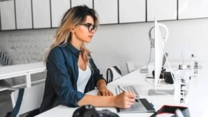 2D vs. 3D Computer Graphics: Key Differences Explained